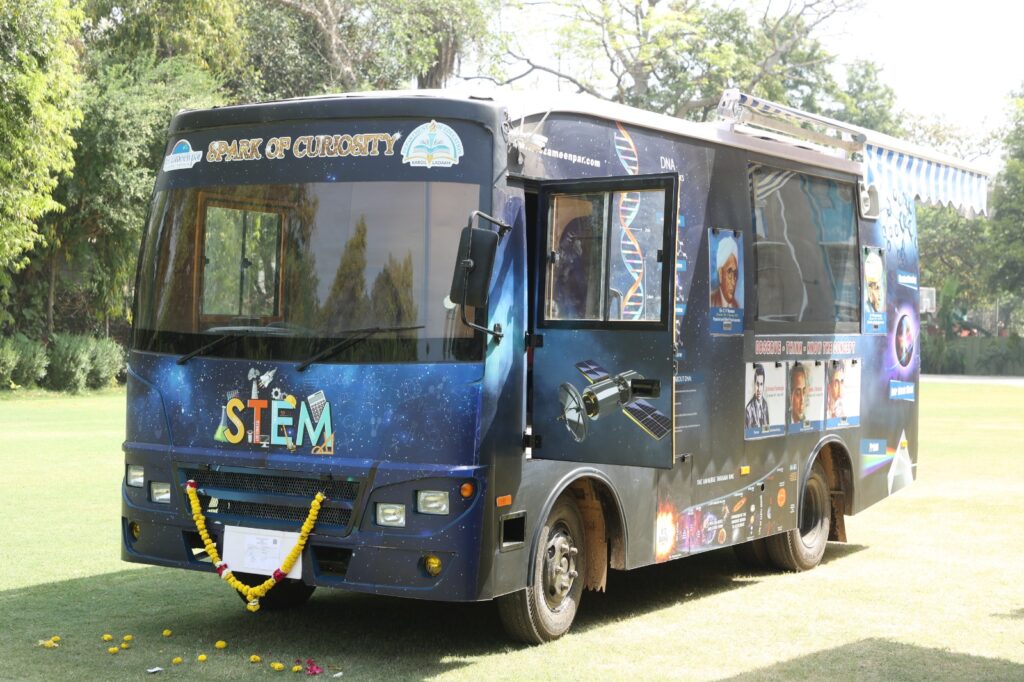 Mobile Science Lab - Saare Tare Zameen Par Trust
